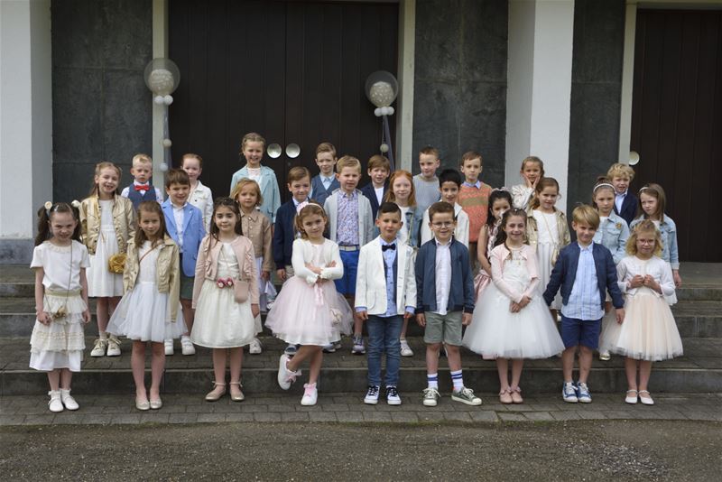 29 eerste communicanten uit Bolderberg - Internetgazet Heusden-Zolder