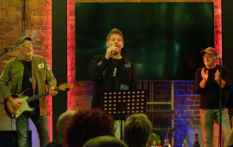 Ambiance met Rocco, Arturo en ... Erik Goossens - Internetgazet Heusden ...