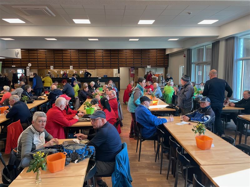 Ook vanuit Eversel vertrekken heel wat wandelaars - Internetgazet ...