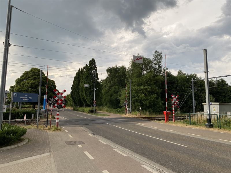 Overweg Koerselsebaan gaat een week dicht - Internetgazet Heusden-Zolder