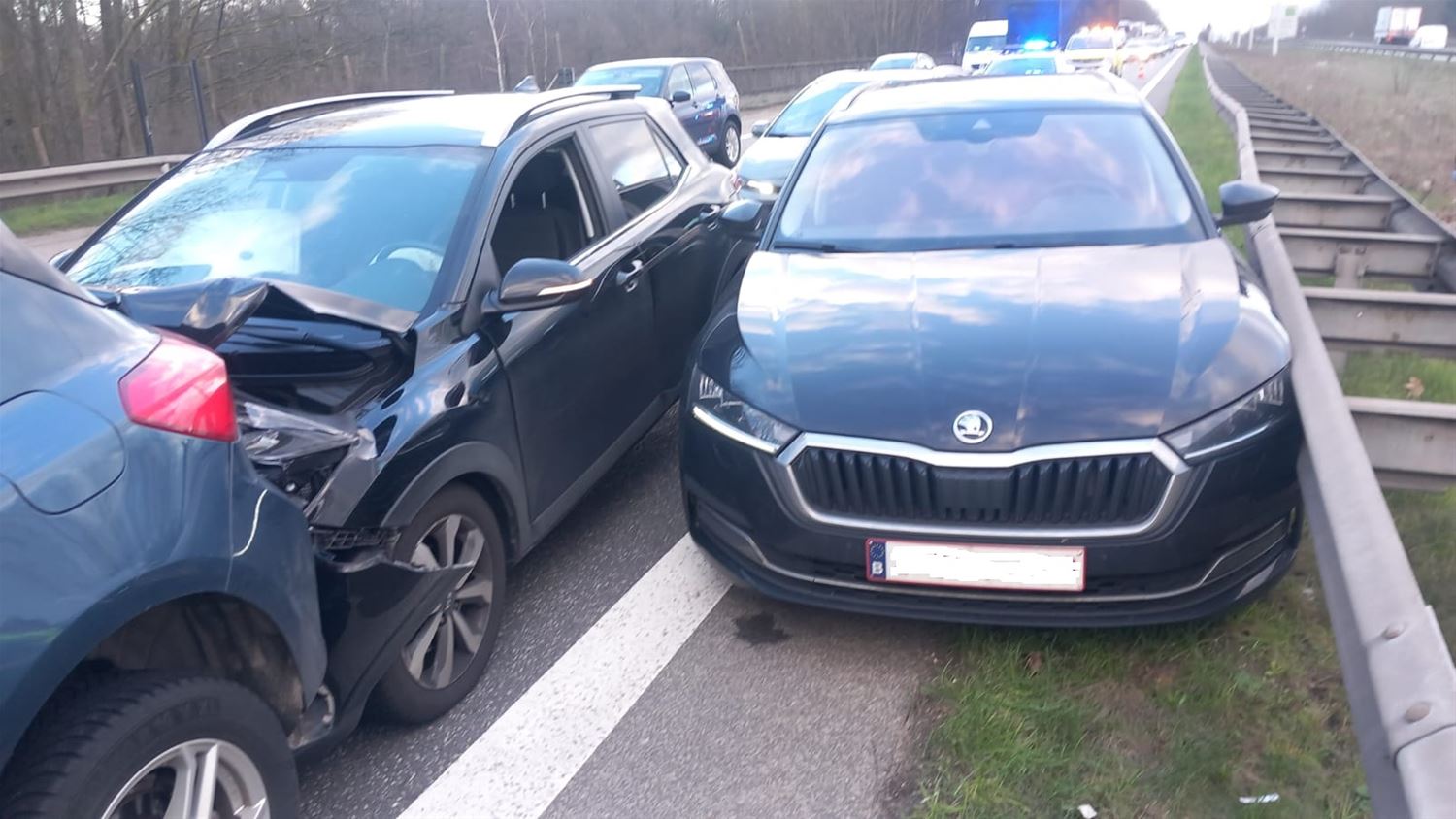 7 auto's knallen op elkaar op E314 in Zolder - Internetgazet Heusden-Zolder